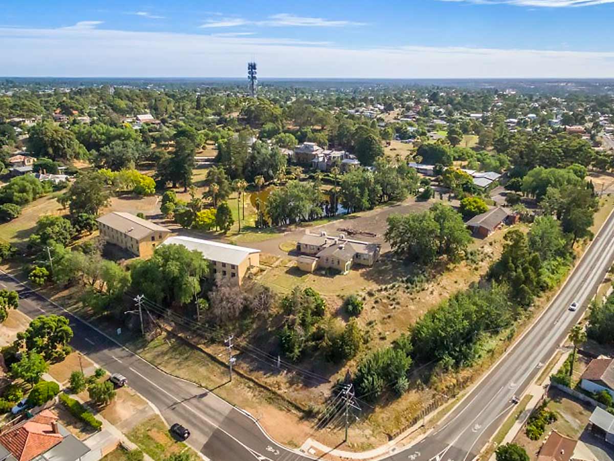 Fortuna Villa Estate - Tomkinson